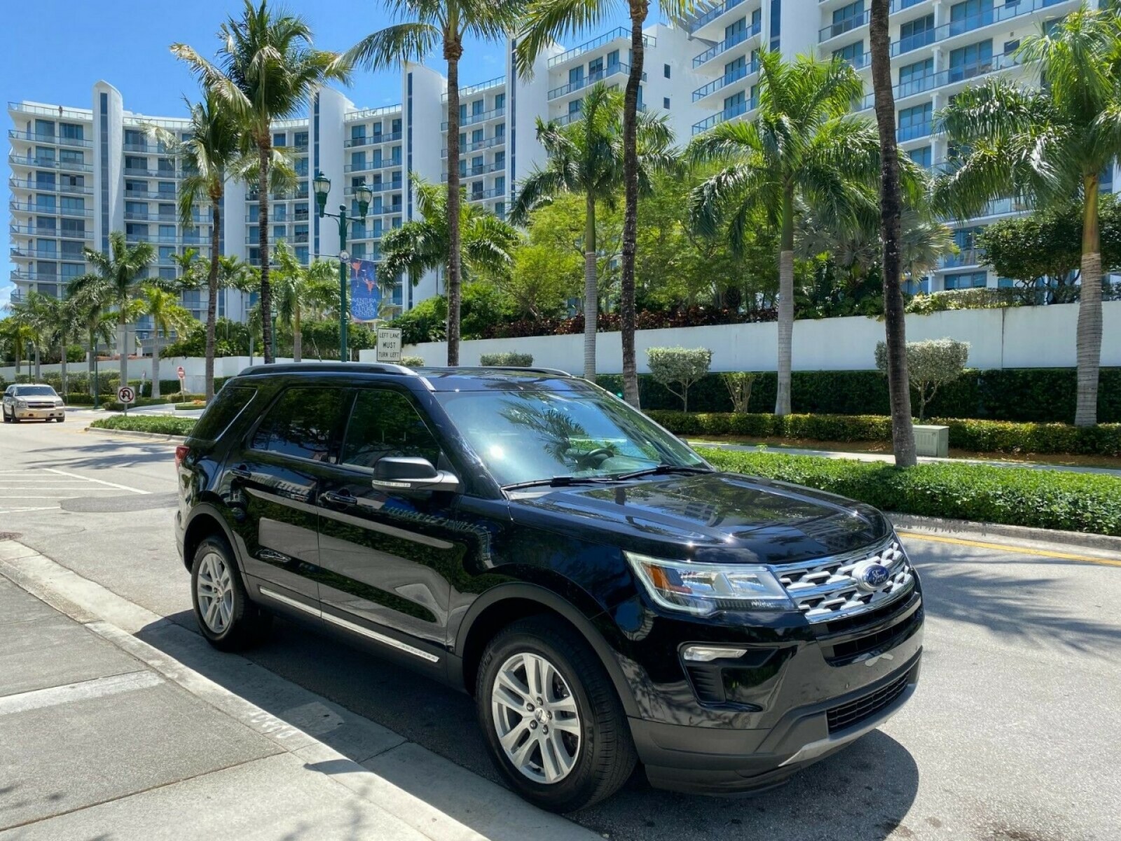 2019 Ford Explorer XLT // Buy Cars on GBChoice