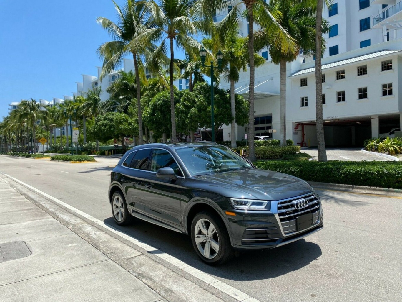 2019 Audi Q5 Premium Plus // Buy Cars on GBChoice
