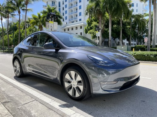 Tesla Model Y: characteristics and features of the electric car